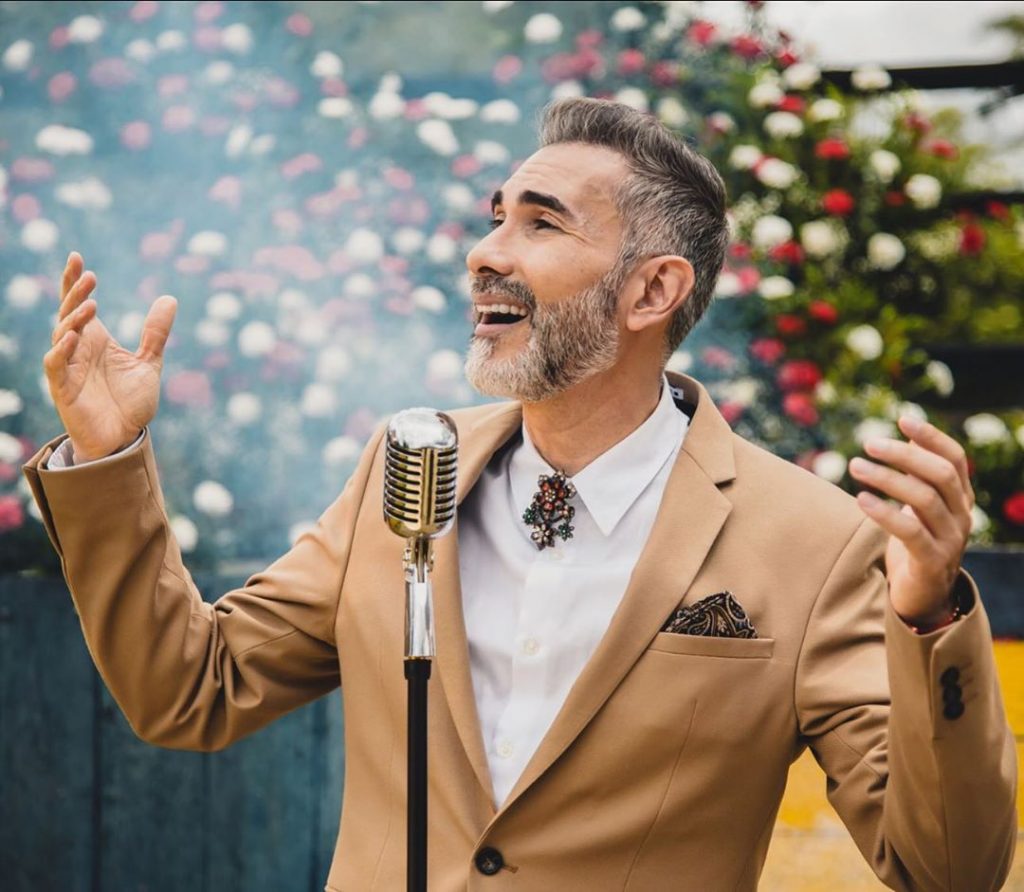 YAHRITZA Y SU ESENCIA han lanzado una nueva canción llamada FRAGIL ...